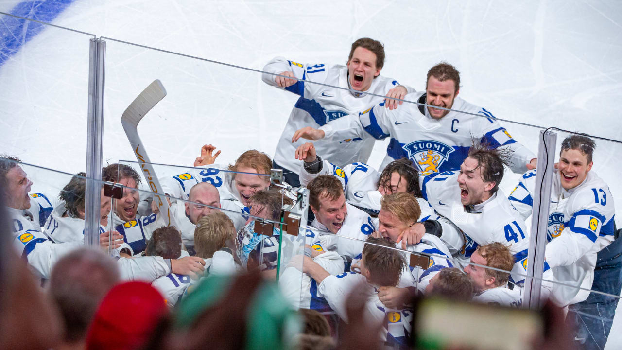 Florida Panthers forwards Aleksander Barkov and Anton Randle win gold ...